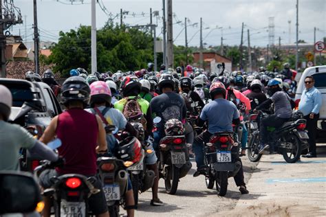 Motoristas De Aplicativo Em Fortaleza Protestam Contra Projeto De