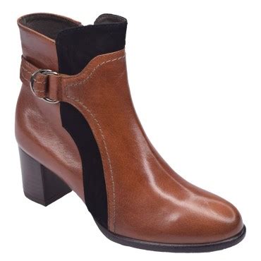Botas De Couro Preto 5174 Plumers Sapatinhos
