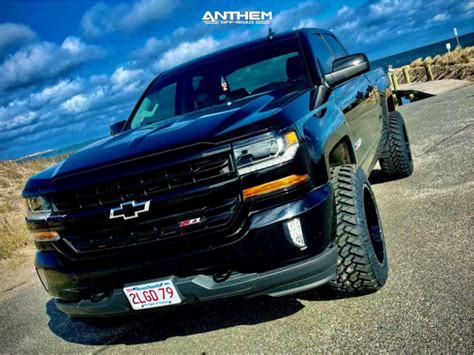 2018 Chevrolet Silverado 1500 Wheel Offset Super Aggressive