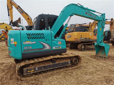 Secondhand Small Excavator Used Kobelco Sk75 Hydraulic Backhoe