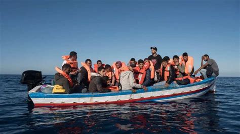 Naufrage au large de la Tunisie 29 corps retrouvés 11 migrants secourus