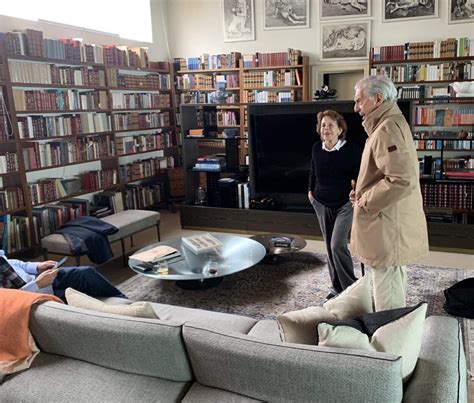 Los amores de Mario Vargas Llosa de la tía Julia Urquidi a sus cinco