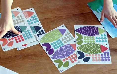 Les Poissons Assembler Les Gommettes Fran Aises