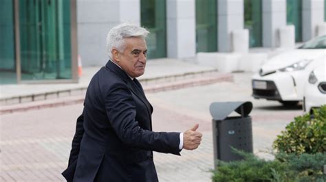 Pedro Rocha no podrá optar a la presidencia de la RFEF tras