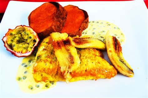Ein köstlicher Gruß aus Madeira Peixe banana Fisch mit Banane