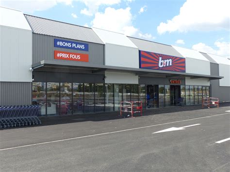 Flins sur Seine Le magasin à bas prix B M ouvre au sein du centre