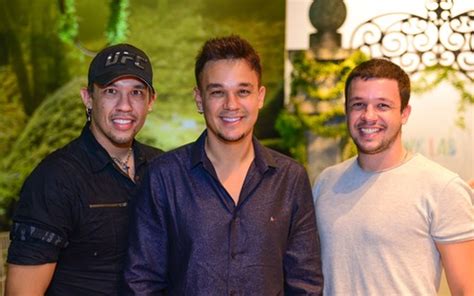 Kiko Leandro E Bruno Se Re Nem Para Apresenta O Nica Do Klb Quem
