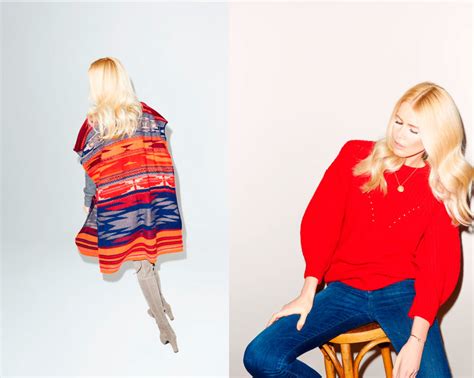 Claudia Schiffer lanza una colección de punto para Stylebop inspirada