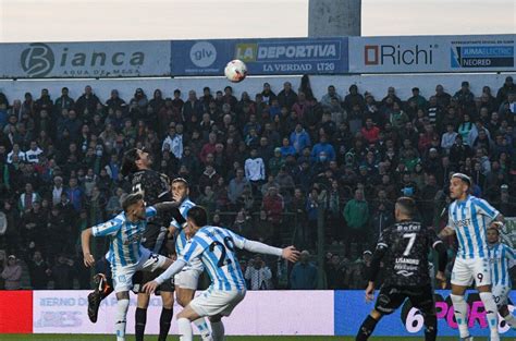 Racing vs Sarmiento de Junín Hora tv y formaciones por la Liga