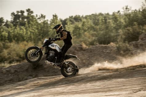 Macbor Presenta Su Nueva Naked La Eight Mile