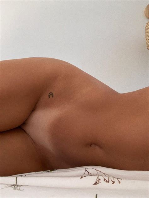 Pauline Tantot Nude Onyfans Leaked TheSexTube