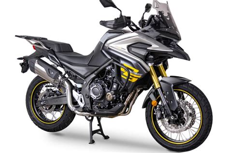 Présentation de la moto Voge 525 DSX