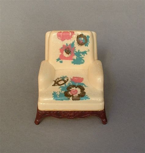 RENWAL Vintage DOLLHOUSE Furniture Doll House CHAIR Living Room Plastic