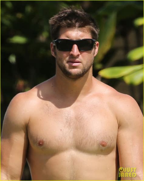 Tim Tebow Shirtless Beach Stud In Hawaii Photo 2971671 Shirtless
