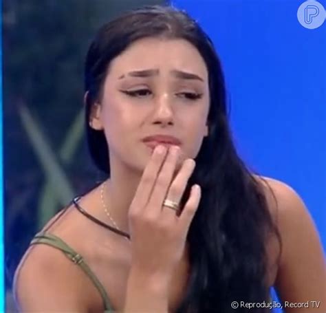 A Fazenda 2022 Bia Miranda revela abuso cruel quando criança Saiba
