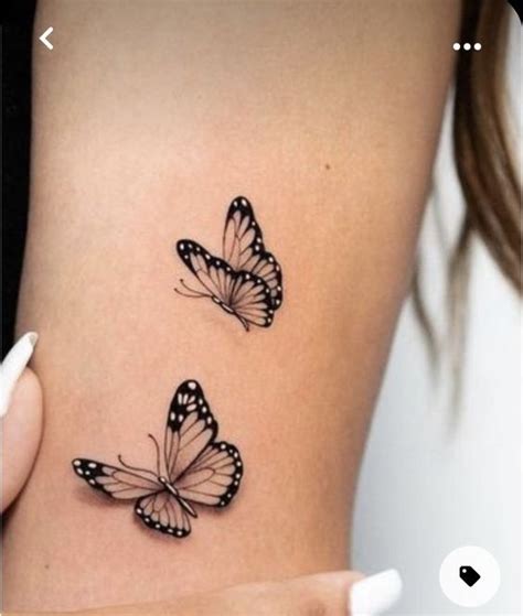 29 top idées de tatouage papillon pour femme