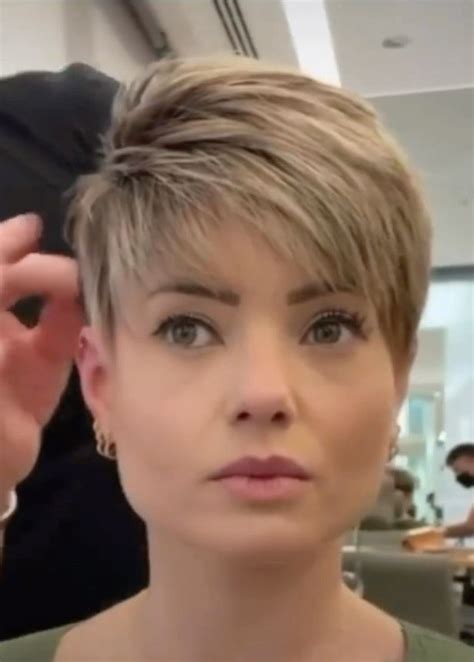 Cute Pixie Haircuts To Inspire You Short Hair Styles Pixie Short