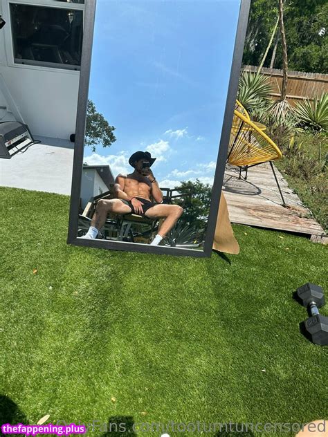 Tooturnttony Tooturntuncensored Nude OnlyFans Photo 45 The