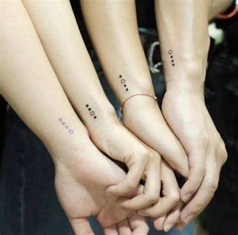 Tatuajes Minimalistas Familia Tattoo Shop Madrid