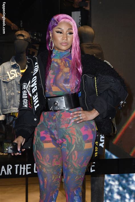 Nicki Minaj Nude The Fappening Photo 412766 FappeningBook