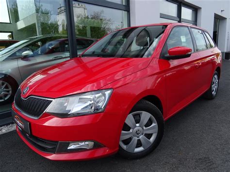 Škoda Fabia 1 0 MPI NovéČR serv kn 2xkola kombi kombi benzin
