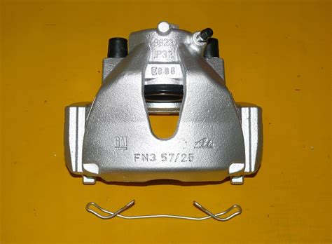 Zacisk Hamulcowy Jarzmo Lewy Prz D Opel Astra Iii H