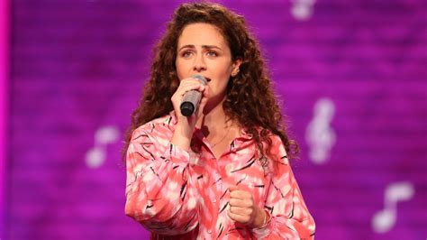N Oubliez Pas Les Paroles France 2 Plus Je Chante Mieux Je Me