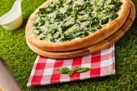 Recette Pizza Aux Pinards Et La Feta Facile Mes Recettes Faciles