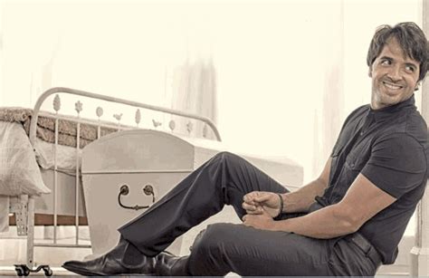 Luis Fonsi Qué quieres de mi Cadena Dial