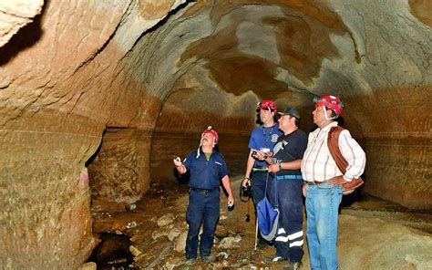 Localizan en Atizapán de Zaragoza 6 cavernas altamente peligrosas en