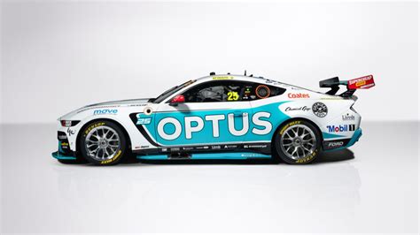 Mostert Reacts To Mustang Reveal