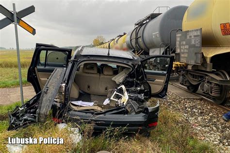 Na przejeździe kolejowym koło Krosna Odrzańskiego było blisko tragedii