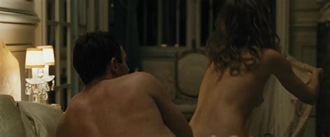 Naked Natalia Vodianova In Belle Du Seigneur