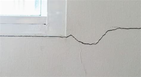 Penyebab Dinding Rumah Retak Struktur