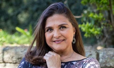 Corpo da atriz Elizangela morta aos 68 anos é velado no RJ