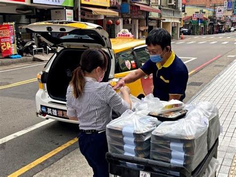 ubereats接單技巧外送員棄單會怎樣uber eat棄單教學 uber eat外送員薪水 吸單神器群組 uber吸單神器下載