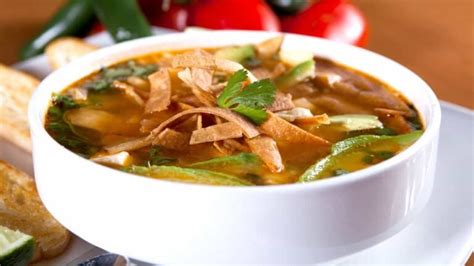Cómo hacer sopa azteca o sopa de tortilla Sibeti Recetas
