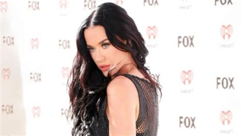 4 ans après ce single de Katy Perry bat tous les records