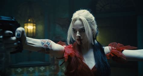 X The Suicide Squad Harley Quinn Margot Robbie Ultrawide Quad