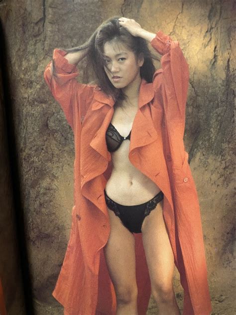 Yahoo オークション 中森明穂 写真集 1988夏 21歳透けセミヌード