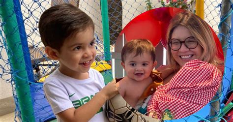 Você piscou e o filho de Marília Mendonça já está desse tamanho e