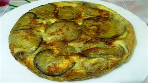 DELICIOSA TORTILLA DE BERENJENA Y CEBOLLA RECETA FÁCIL SOLO 3