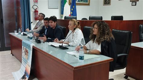 Porto Cesareo Lavoratori Di Ecotecnica Srl Senza Stipendio Di Ottobre