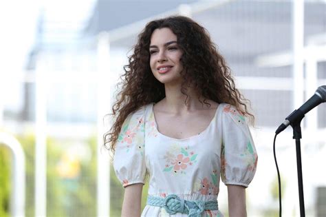 Kardeşlerim Su Burcu Yazgı Coşkun kimdir İşte merak ettikleriniz
