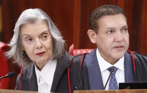 Cármen Lúcia e Nunes Marques tomam posse como presidente e vice do TSE