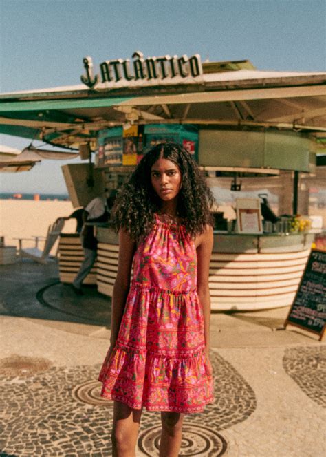 Robe Gabriela Sézane x FARM Rio Floral bela Sézane