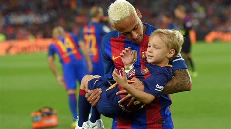 El hijo de Neymar ficha por la cantera del Barça