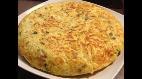 TORTILLA DE PATATA CALABACÍN Y CEBOLLA ROJA YouTube