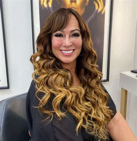 Mãe de Neymar Jr faz homenagem para a neta Helena veja fotos