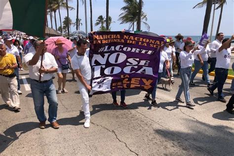 Al Grito De La Corte No Se Toca Marchan En Veracruz Boca Del R O A